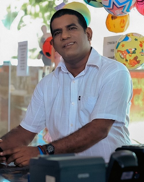 Genie Business | Travel and Tourism